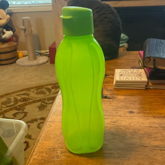 Tupperware | Kitchen | Tupperware Water Bottle Neon Green | Poshmark